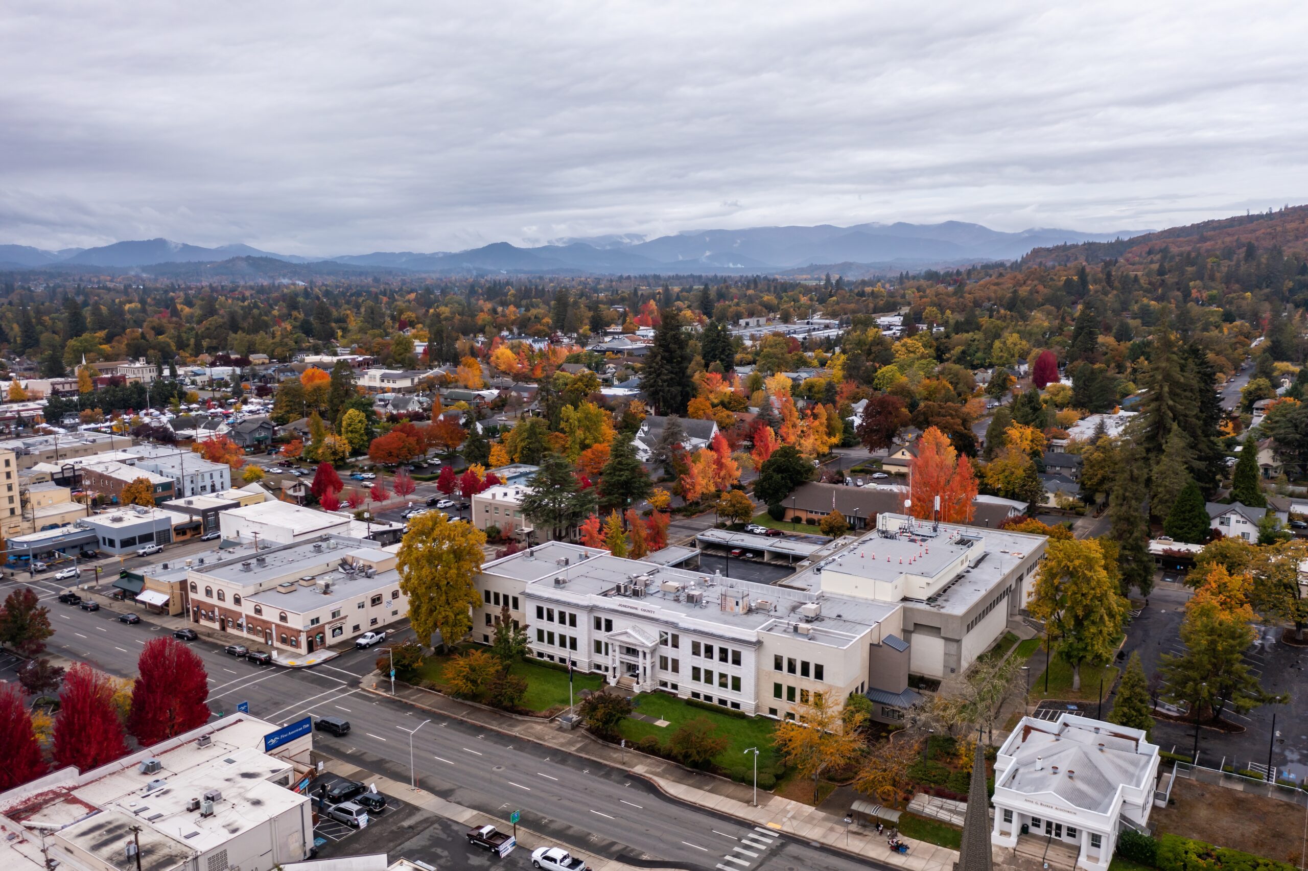 New Oregon Rules Will Re-Legalize Neighborhood Apartments | Sightline ...